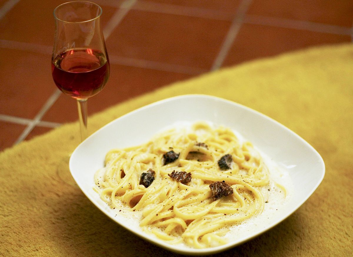 Linguines aux morilles, sauce mousseuse au Jurançon - FemininBio