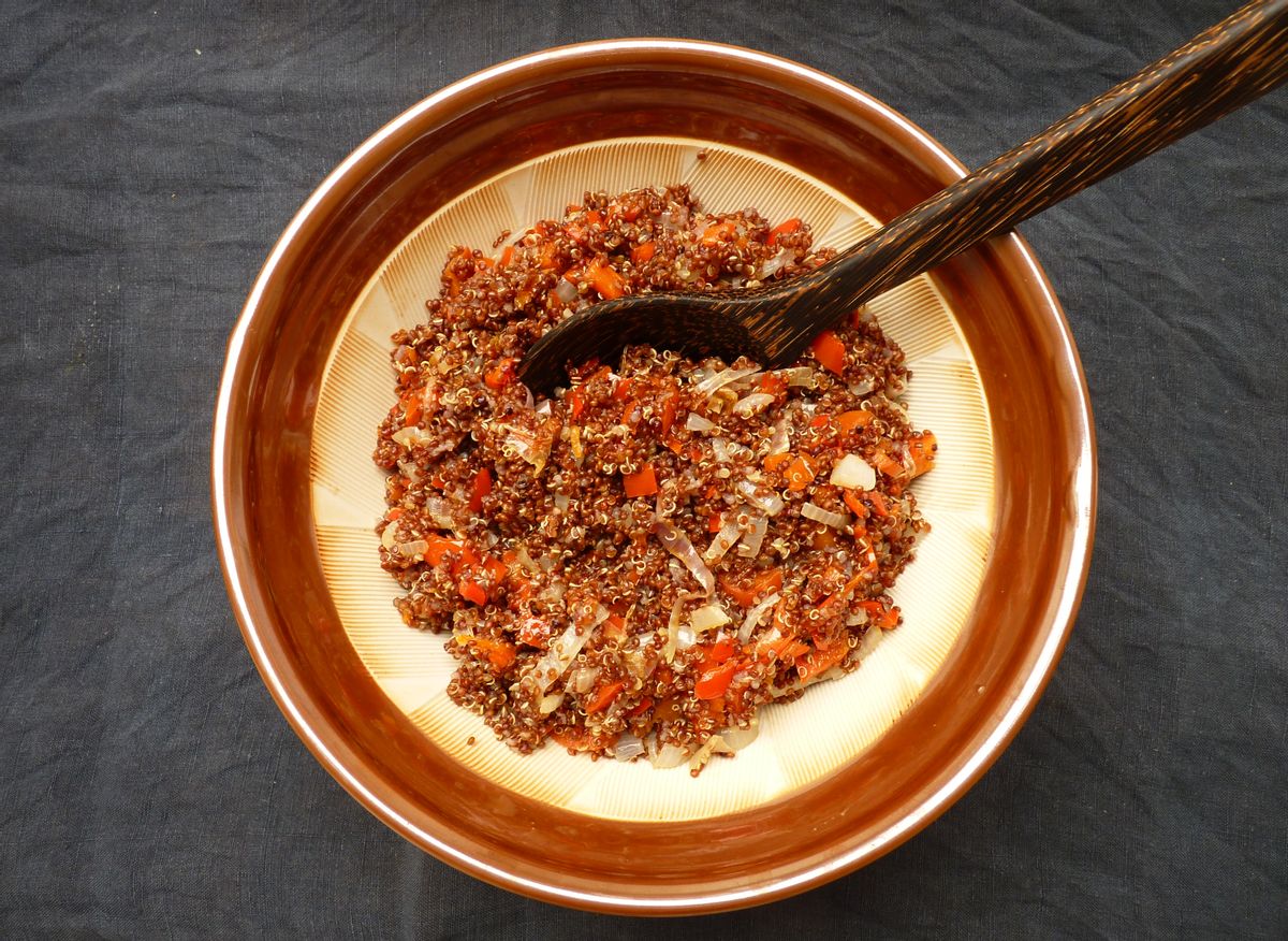 Poêlée de quinoa au poivron rouge - FemininBio