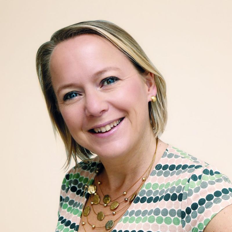 Christine Lewicki - FemininBio